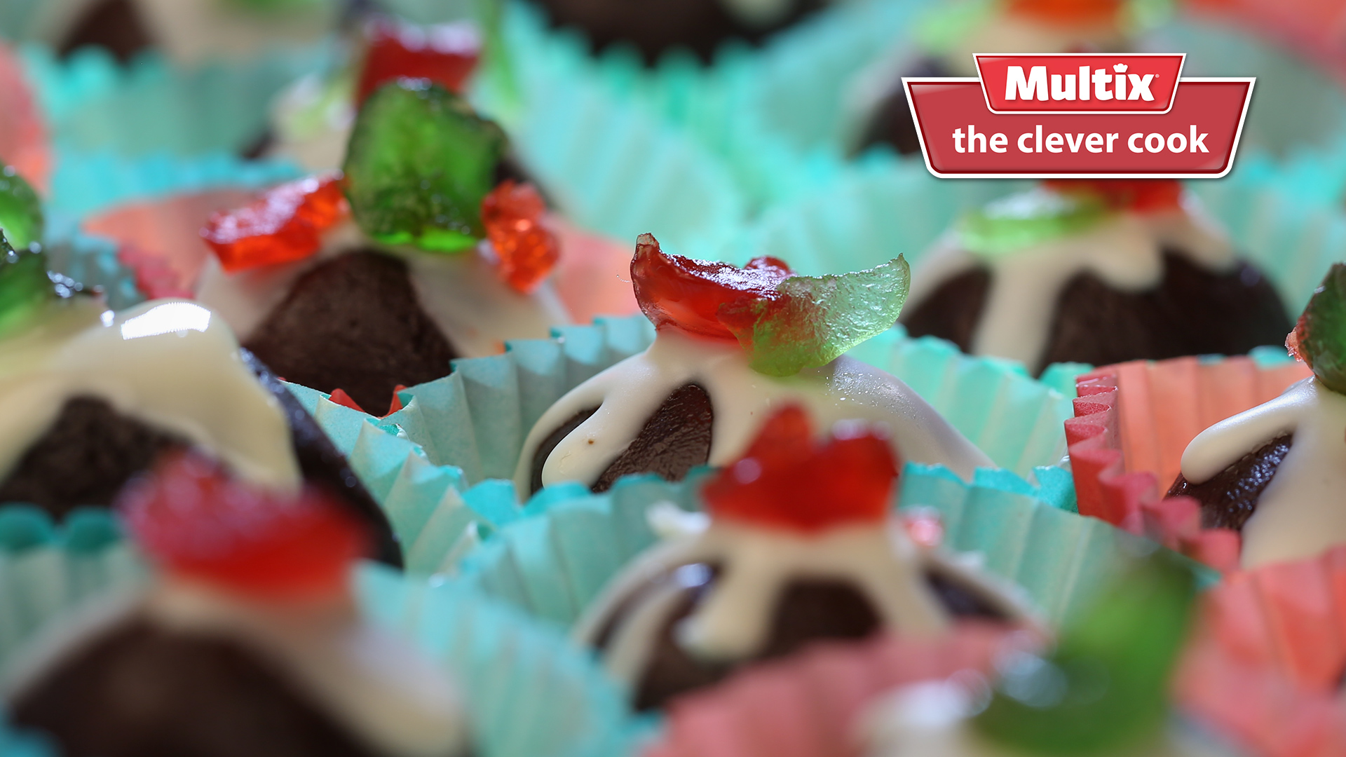 Mini iced Christmas puddings - Multix